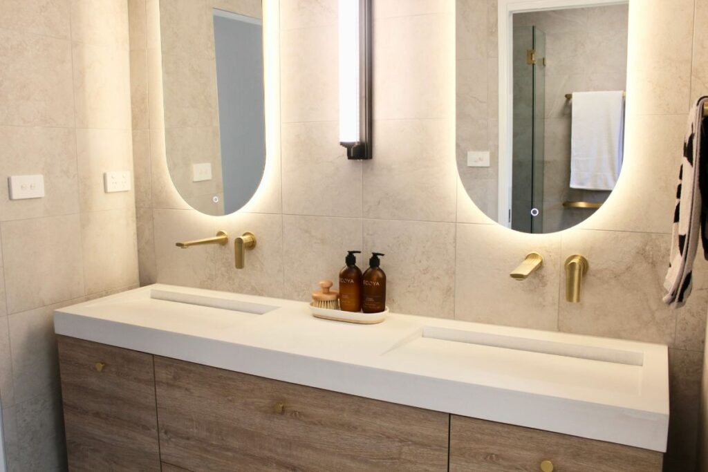 Essential Tips on How to Choose Bathroom Lighting – Hunter Bathroom ...